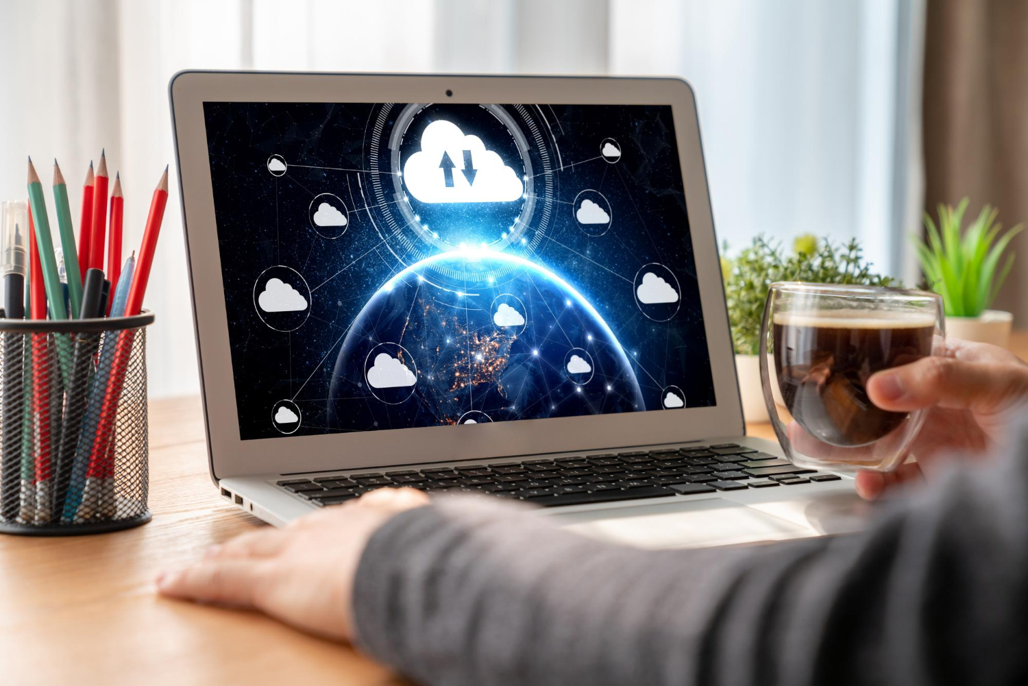 What is Cloud Migration?- Benefits, Process & Tools - Labyrinth Technology